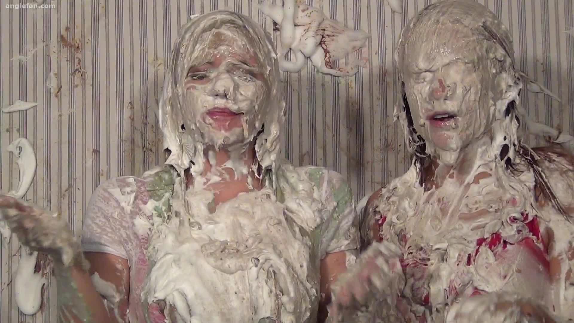 AnglefanSC2 - Liz & Amy pt 3 Gallery