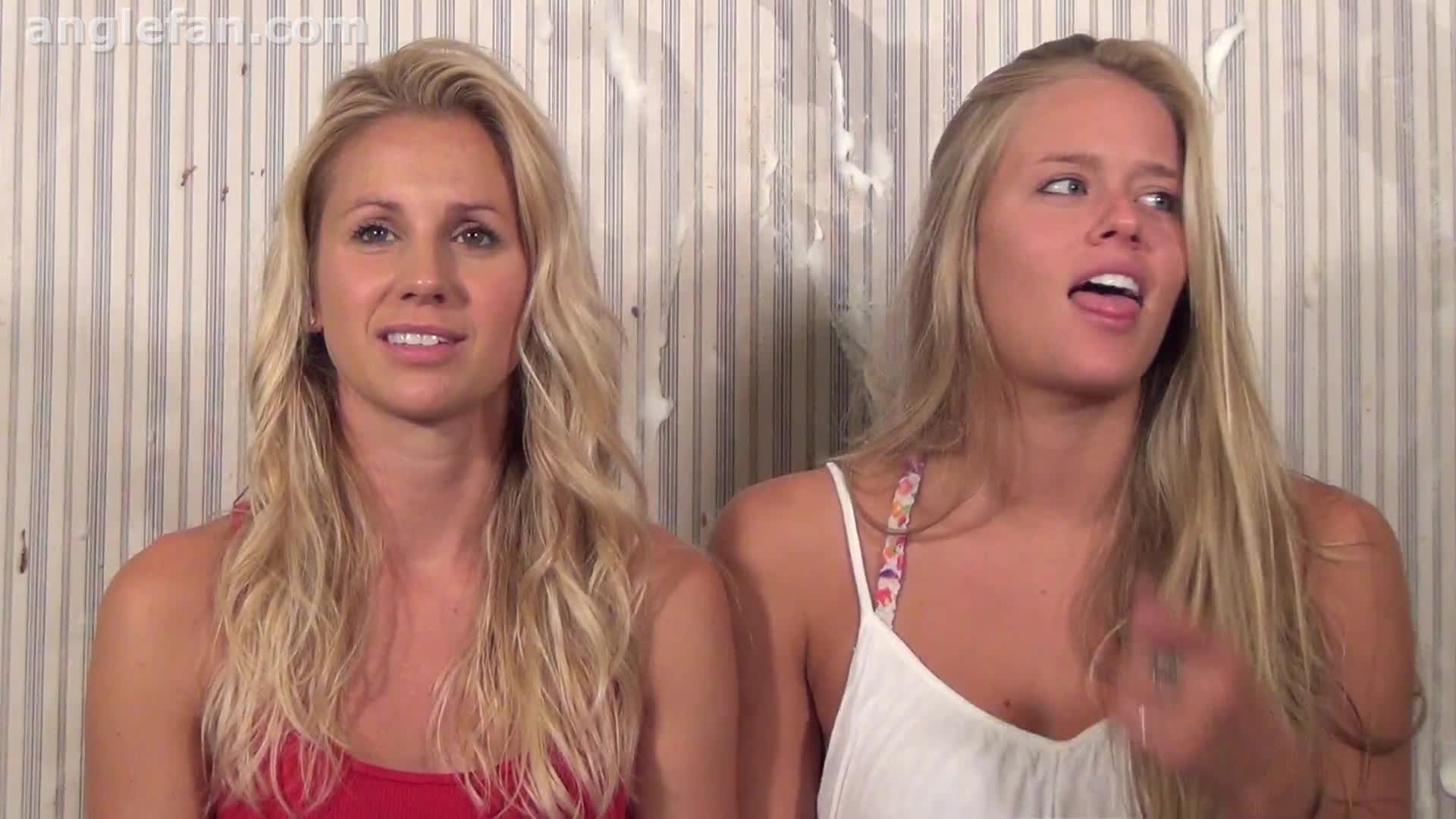 AnglefanNC9 - Kellie & Lauren One Night Only pt 2 Gallery